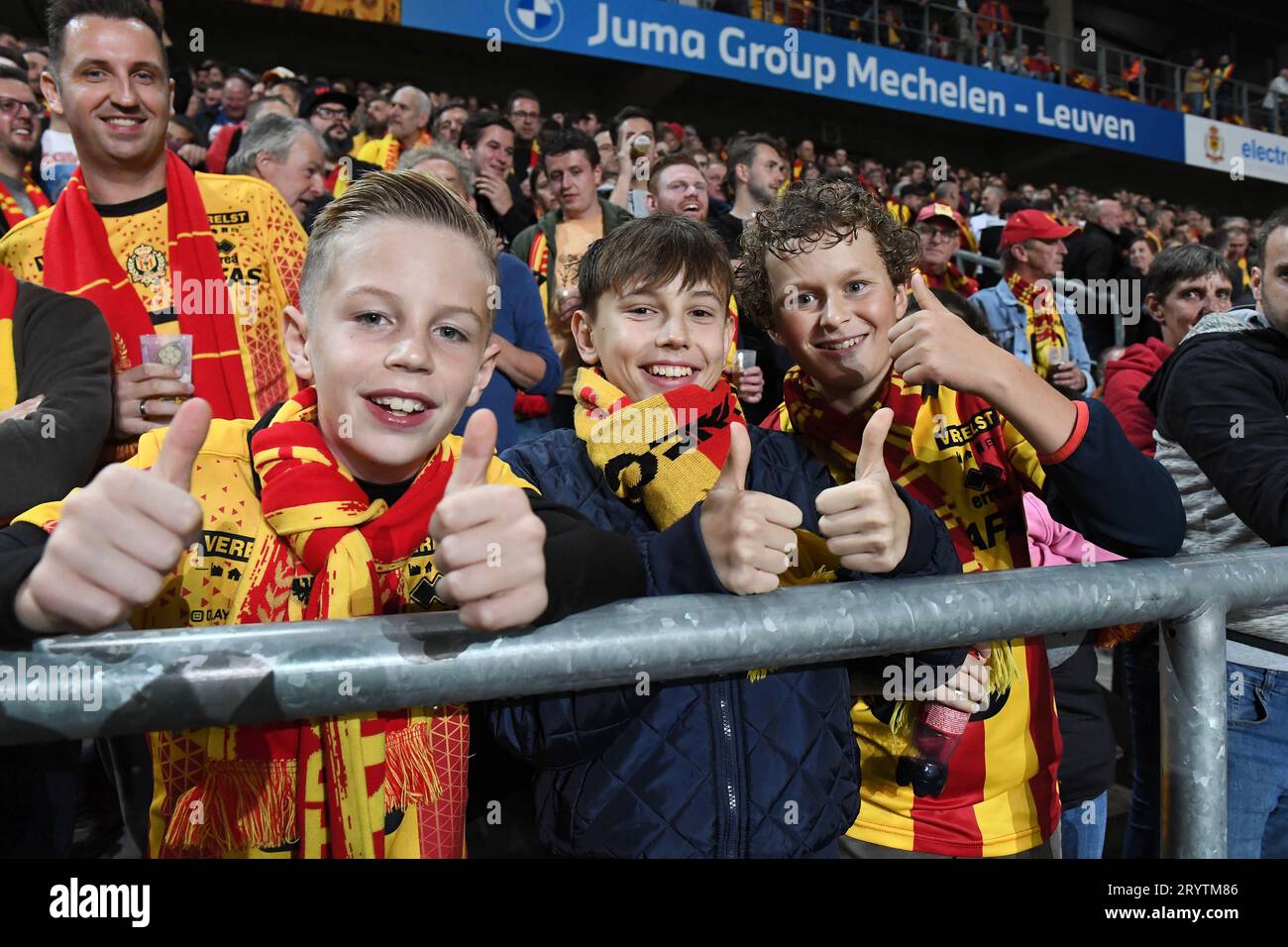 Mechelen, Belgium . 30th Sep, 2023. Young fans of KV Mechelen pictured ...