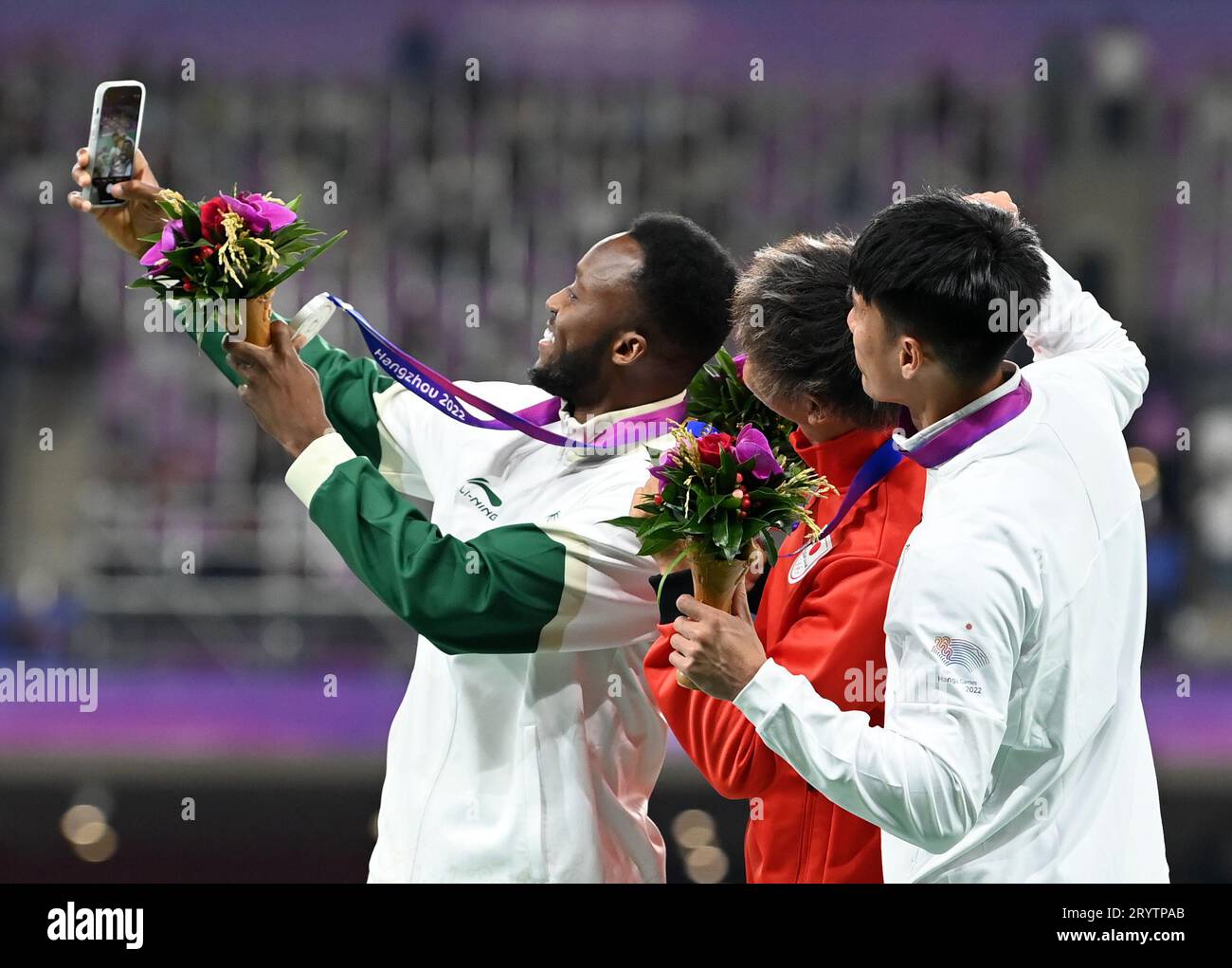 Hangzhou, China's Zhejiang Province. 2nd Oct, 2023. Gold medalist ...