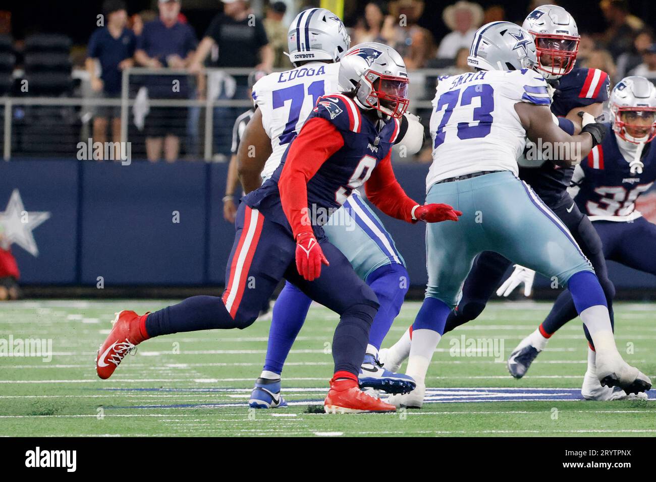 New England Patriots linebacker Matthew Judon (9) defends during an NFL ...