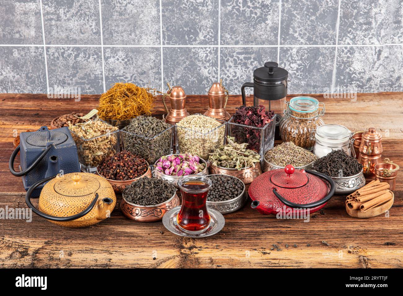 Chinese teas types hi-res stock photography and images - Alamy