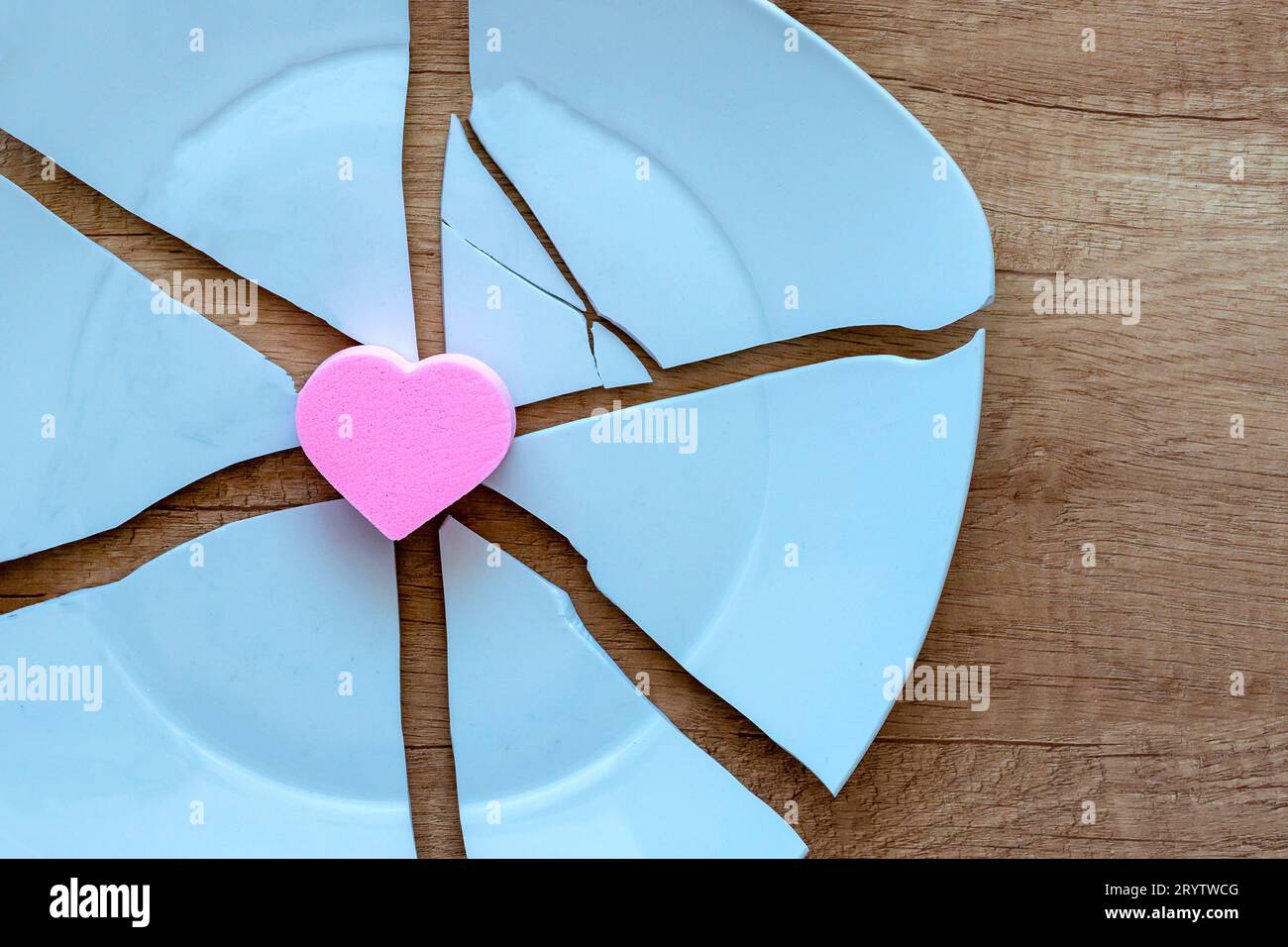 Broken plate heart hi-res stock photography and images - Alamy