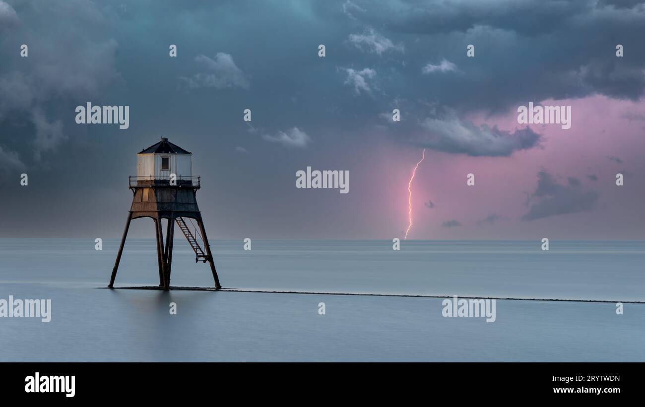 Dramatic lightning storm lighthouse hi-res stock photography and images ...