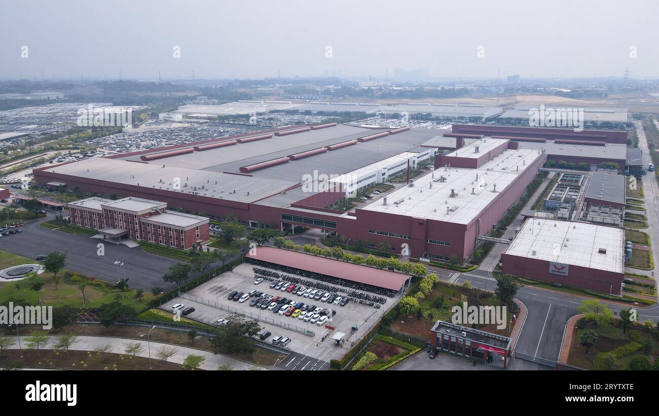 Wuling motors hi-res stock photography and images - Alamy