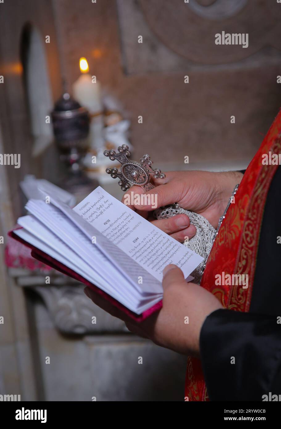 Clutching a bible hi-res stock photography and images - Alamy