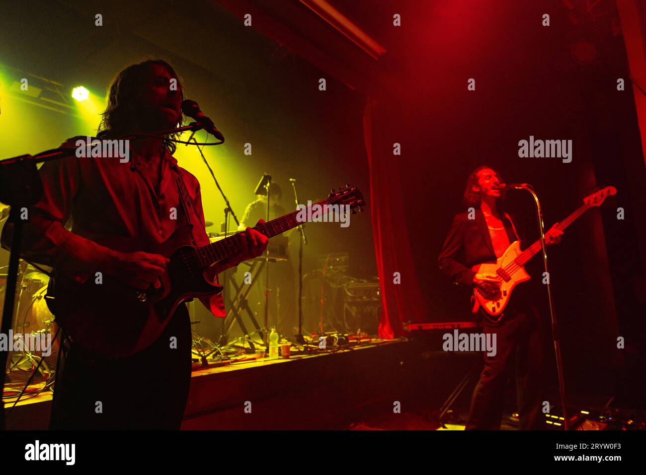 Alt rock hi-res stock photography and images - Alamy