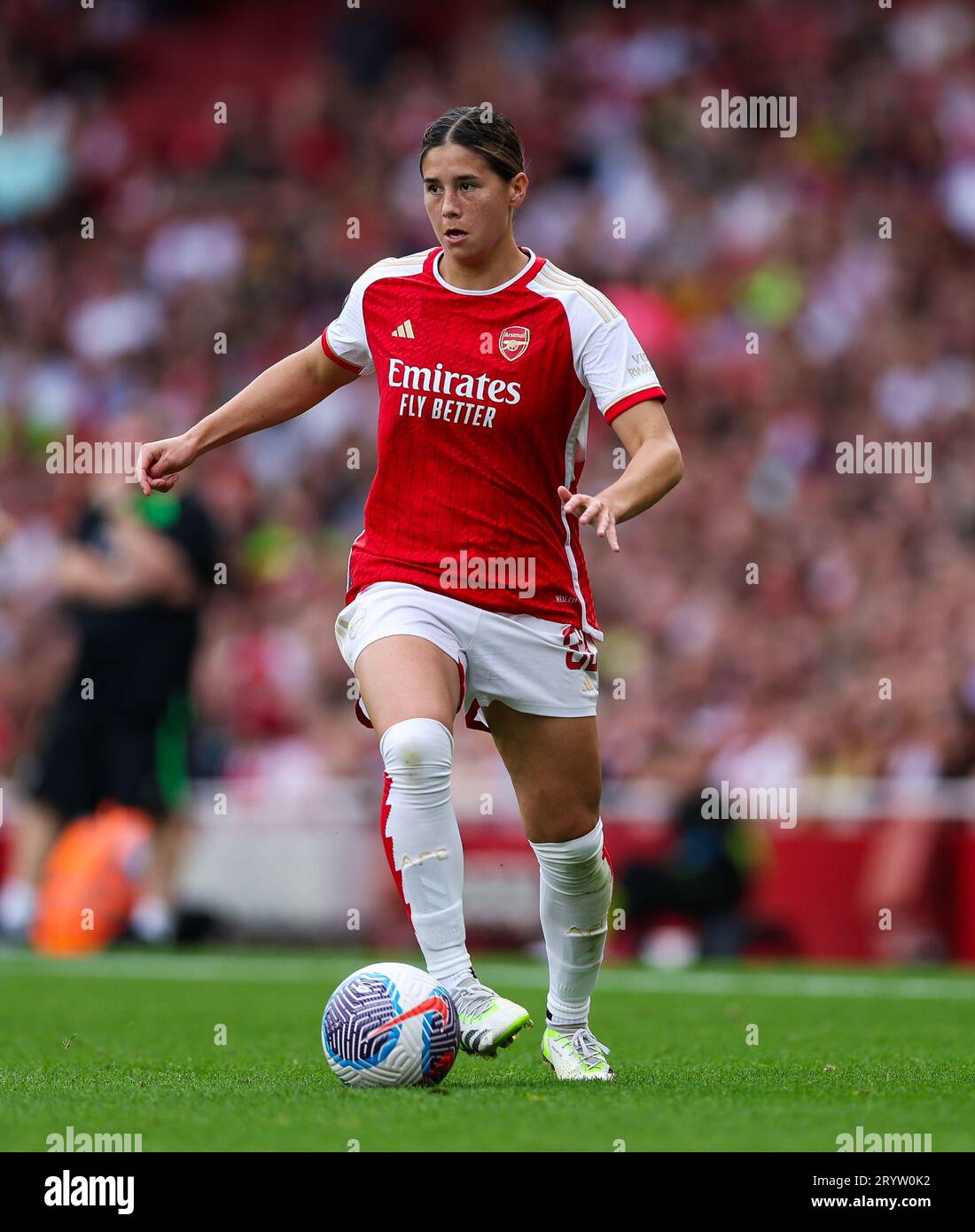 Kyra cooney cross hi-res stock photography and images - Alamy