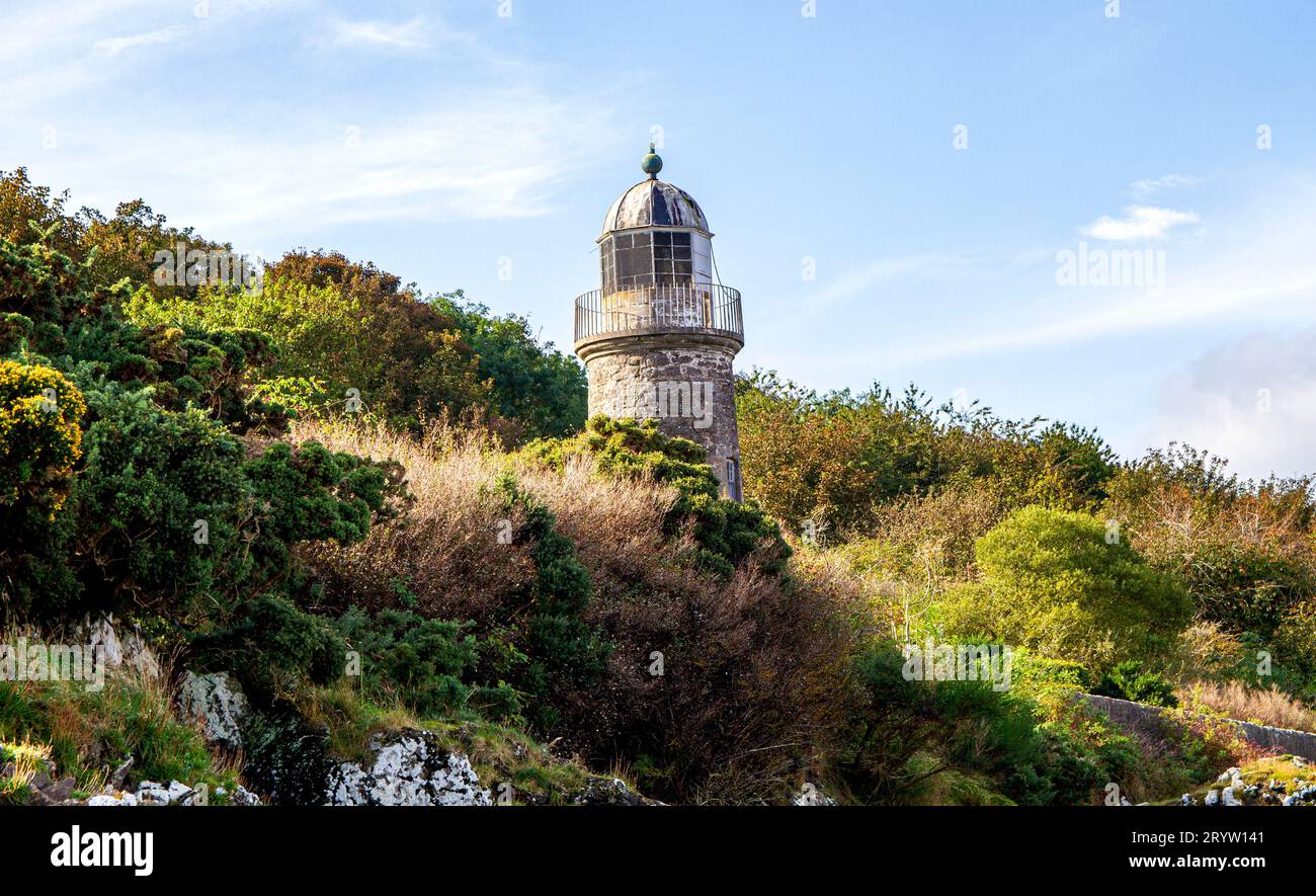 2nd Oct 1823-2023. Beautiful Autumn views the 200 year old Tayport Low ...