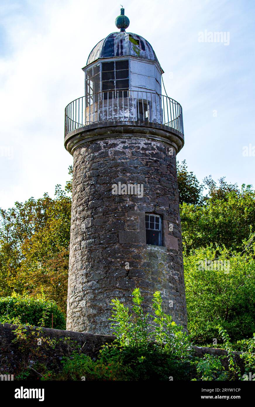 2nd Oct 1823-2023. Beautiful Autumn views the 200 year old Tayport Low ...