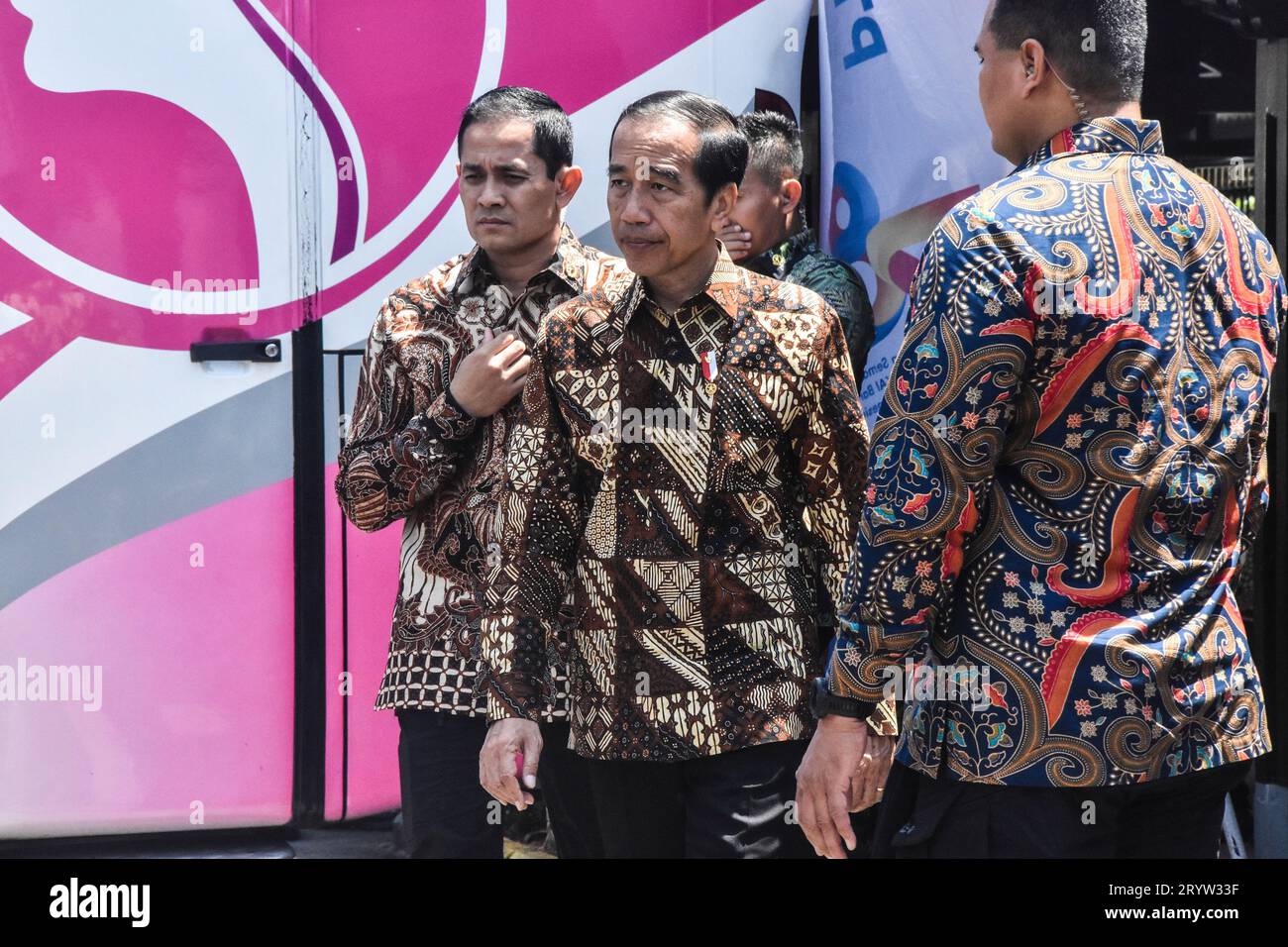 Bandung, Indonesia. 02nd Oct, 2023. President Joko Widodo arrives at Bandung Station, Bandung ...