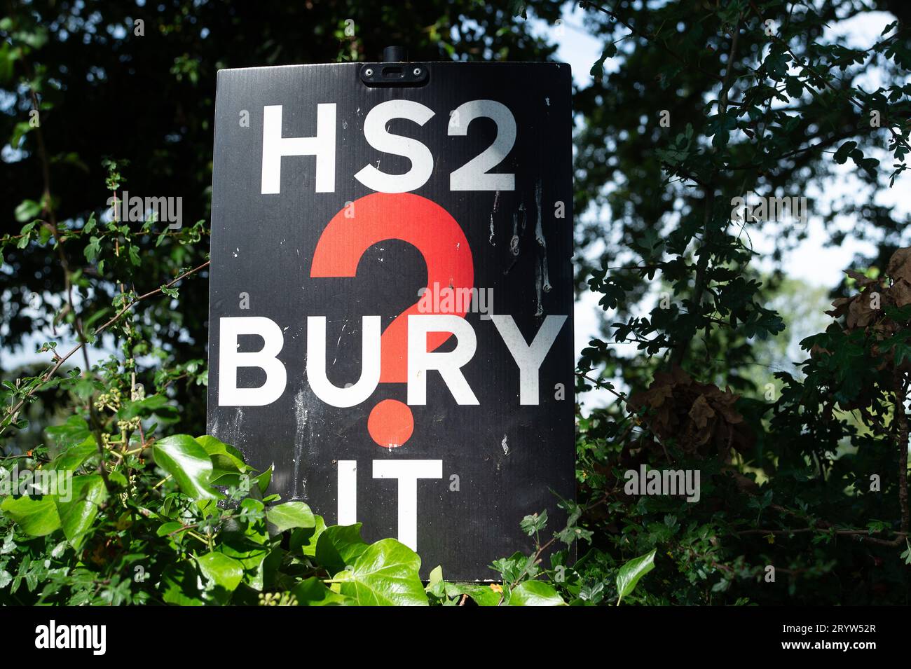 Hs2 train signs hi-res stock photography and images - Alamy
