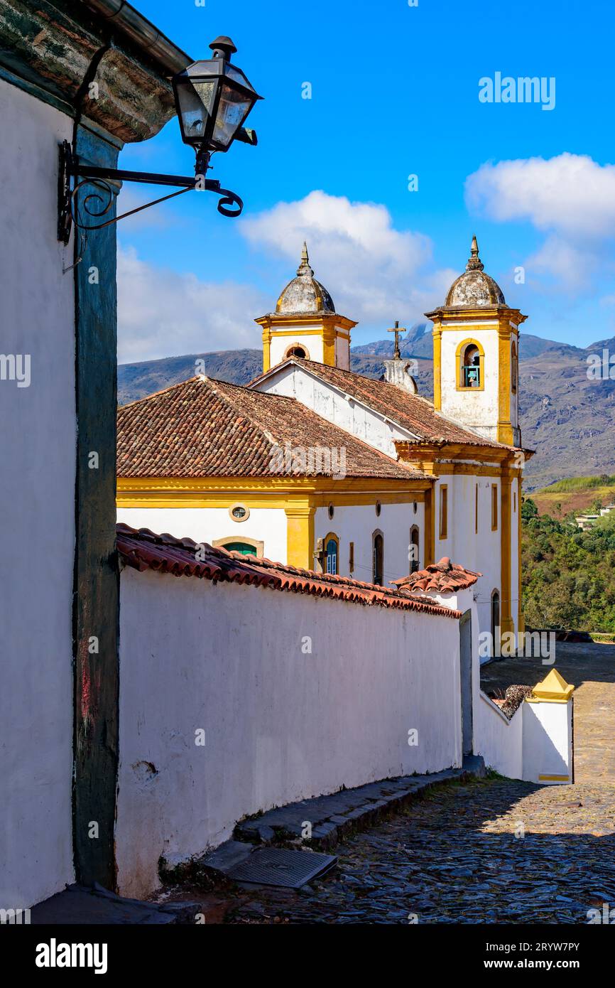 Side view of church hi-res stock photography and images - Alamy