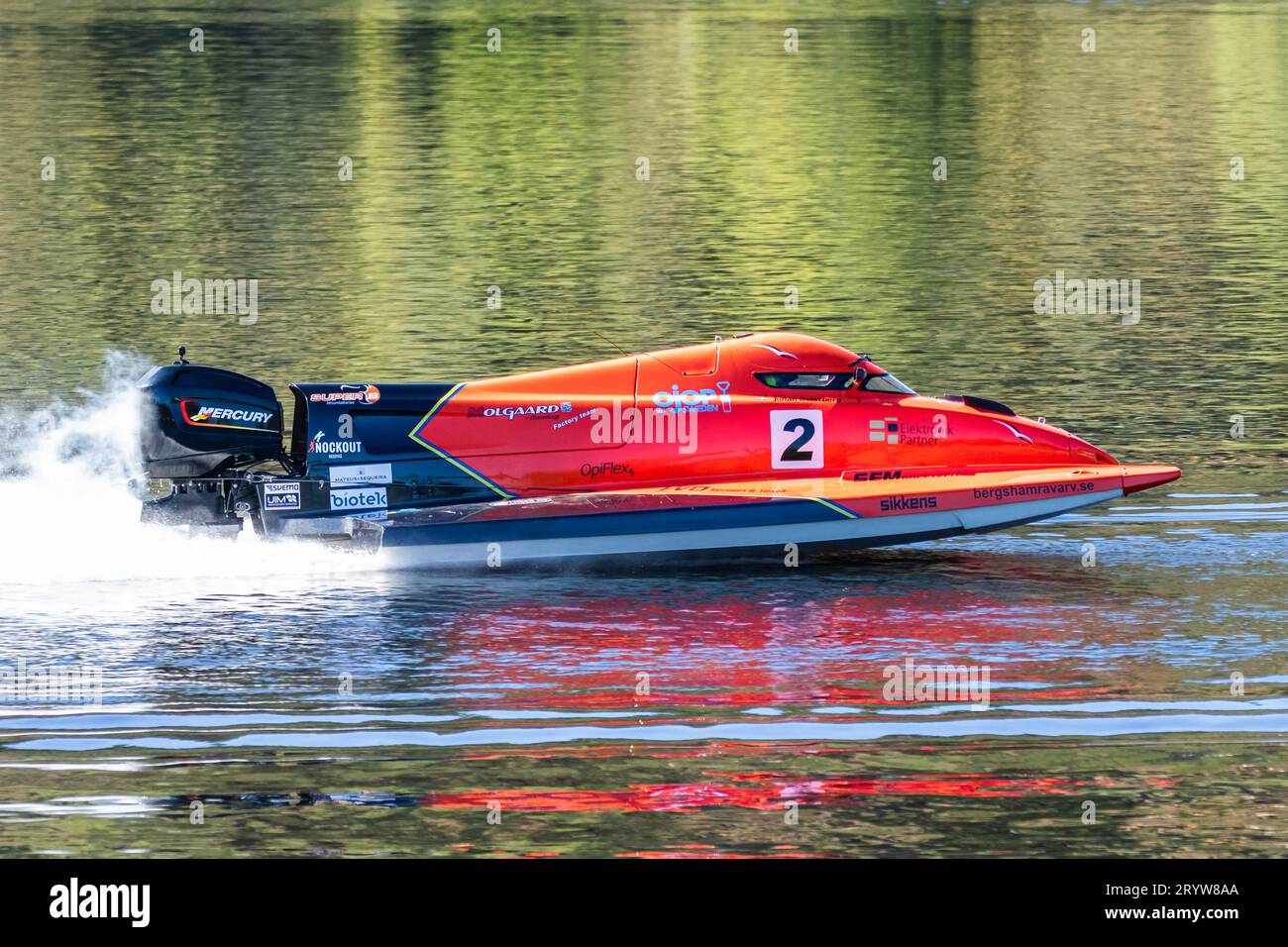 Powerboat racing at Vila Velha de Ródão, during the Grand Prix of ...