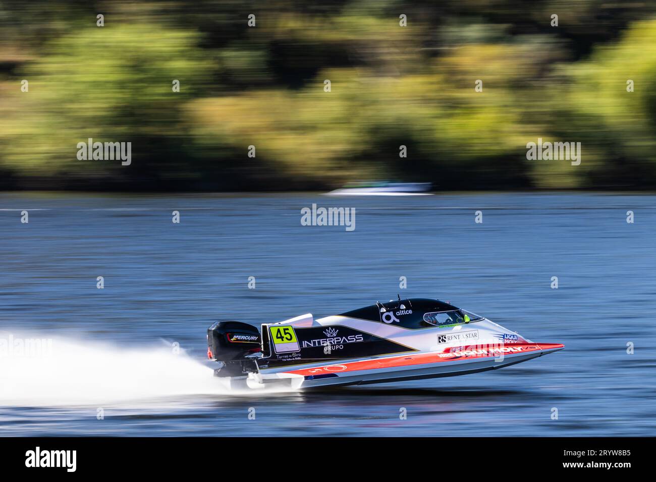 Powerboat racing at Vila Velha de Ródão, during the Grand Prix of ...
