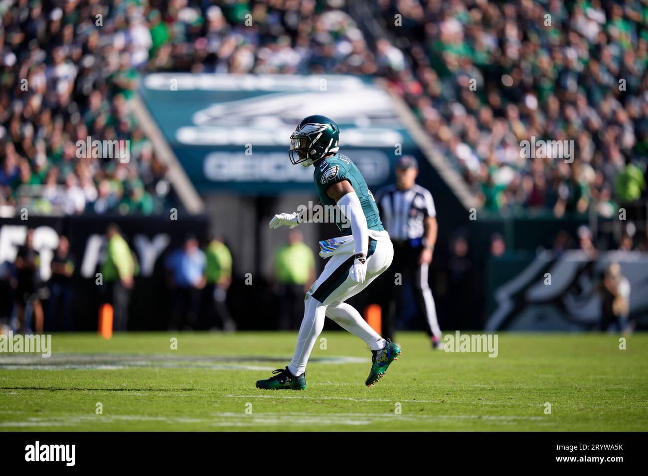 Philadelphia Eagles' Darius Slay plays during an NFL football game ...