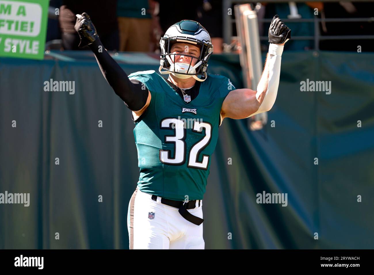 Philadelphia Eagles safety Reed Blankenship (32) is introduced before ...