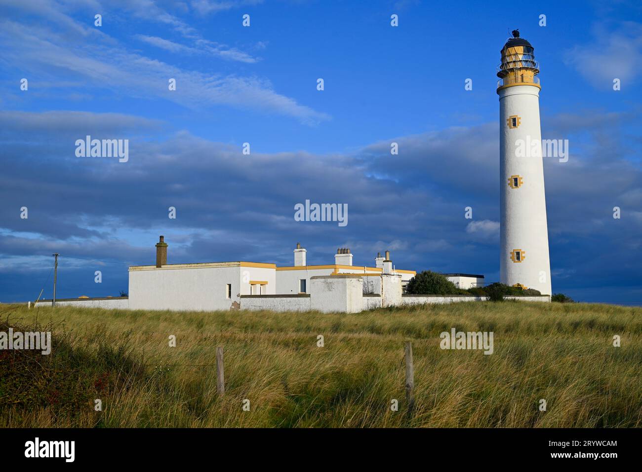 Decommissioned lighthouses scotland hi-res stock photography and images ...