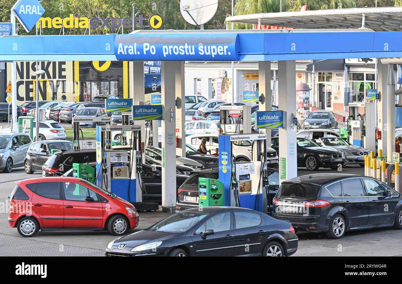 Orlen tank hi-res stock photography and images - Alamy