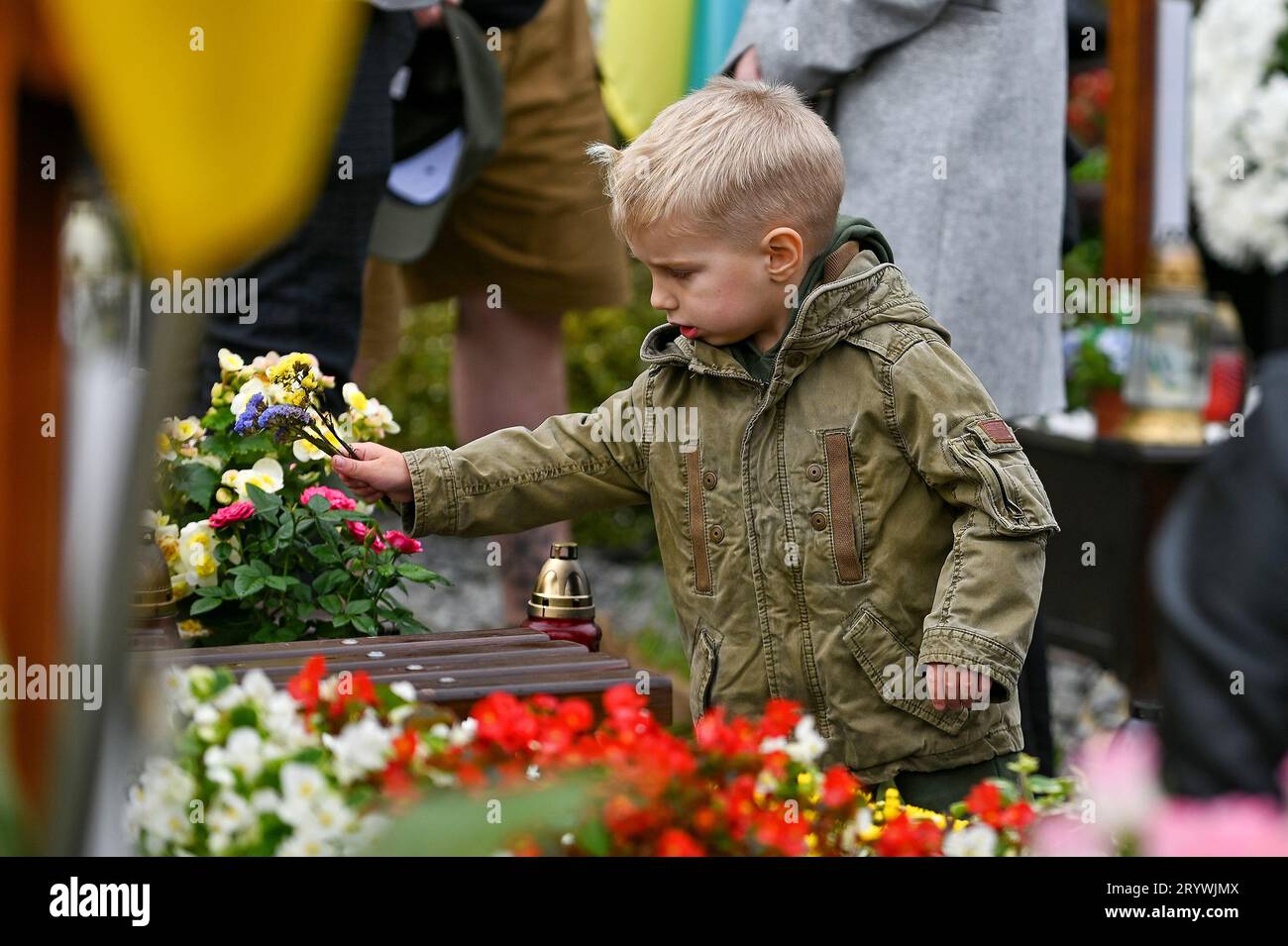 Ukraine boy grave hi-res stock photography and images - Alamy