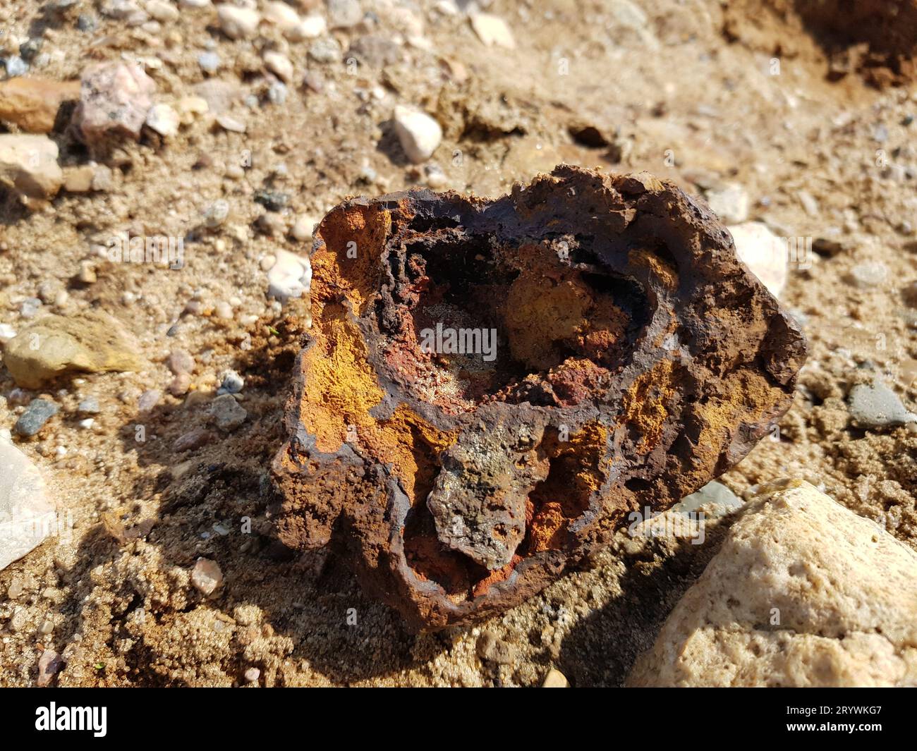 Limonite yellow hi-res stock photography and images - Alamy