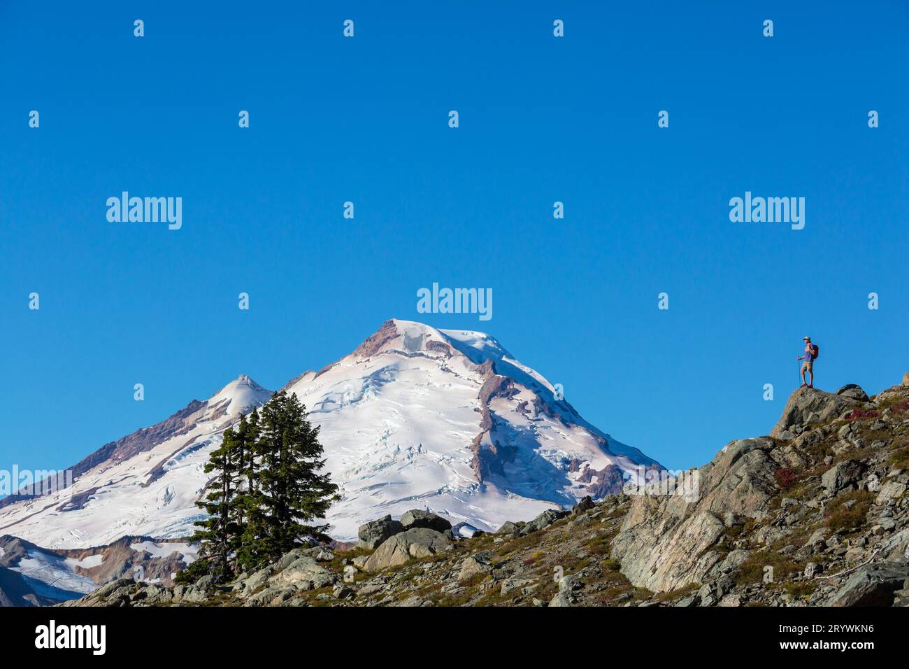 Mountain climbing mt baker hi-res stock photography and images - Alamy