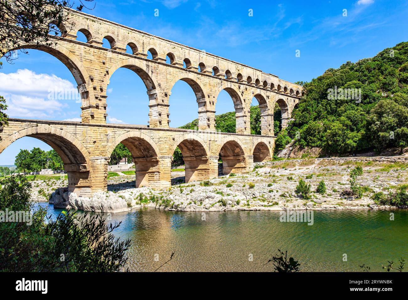 Tiered arch bridge hi-res stock photography and images - Alamy