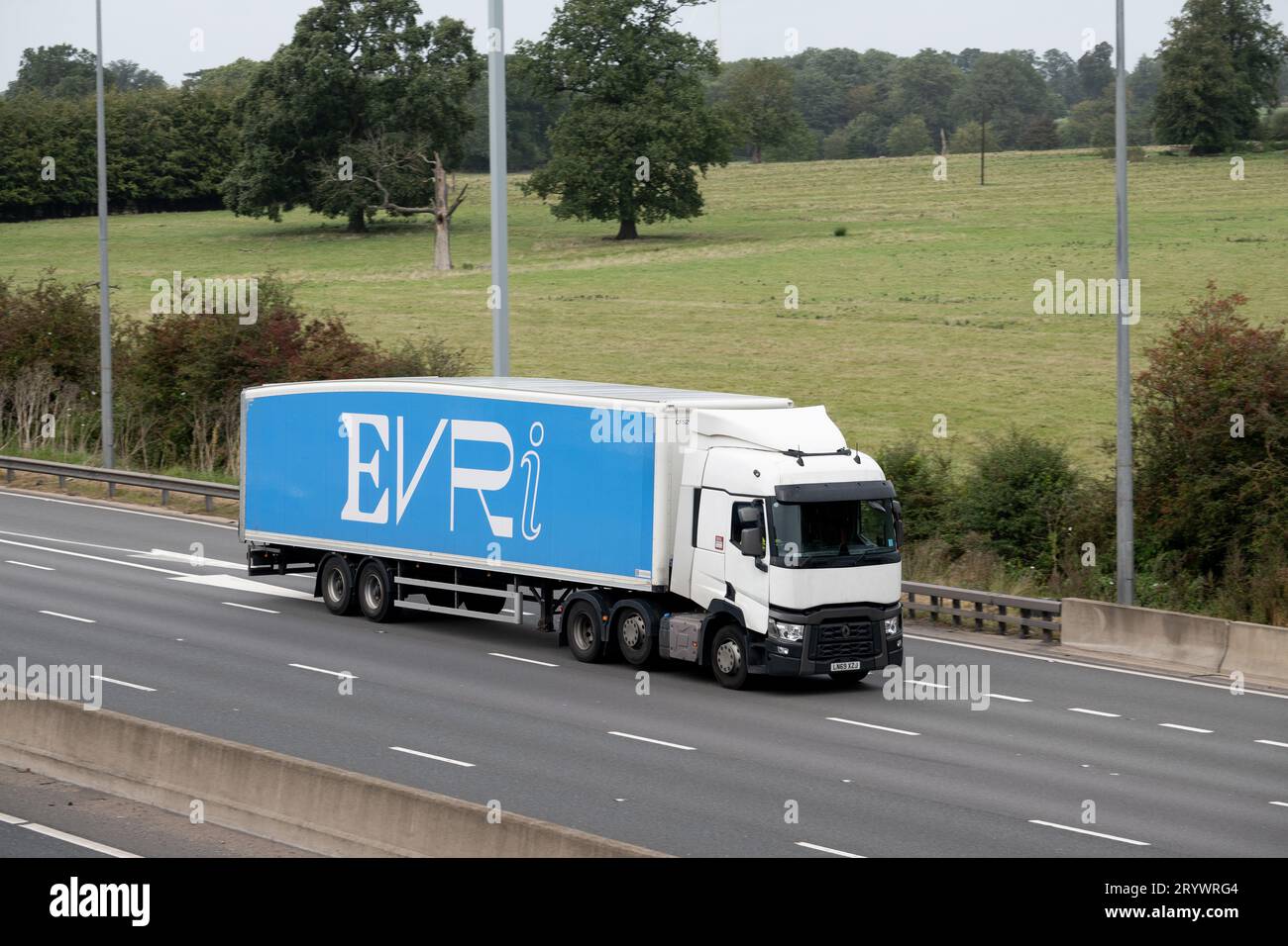 On the m1 motorway hi-res stock photography and images - Alamy