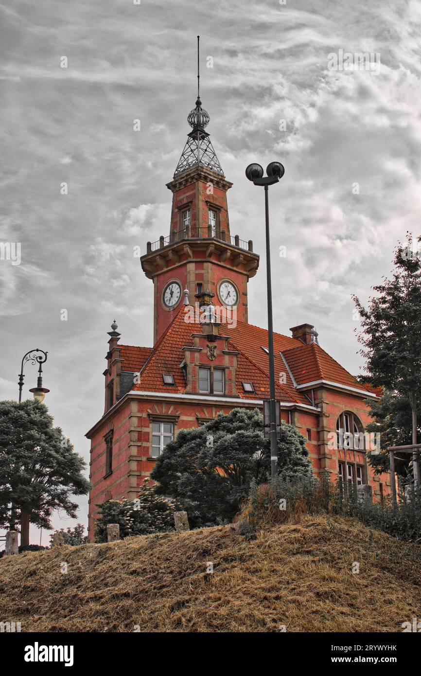 Vertical shot old historical hi-res stock photography and images - Alamy