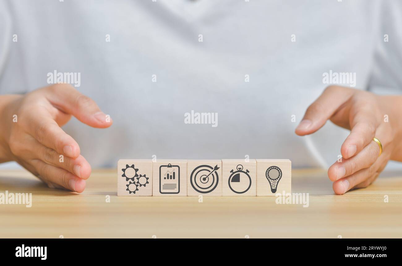 Strategy growth hi-res stock photography and images - Alamy