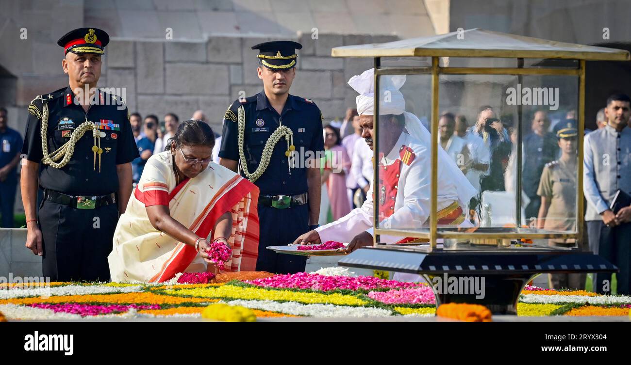NEW DELHI, INDIA - OCTOBER 2: Droupadi Murmu (President of India) pays ...