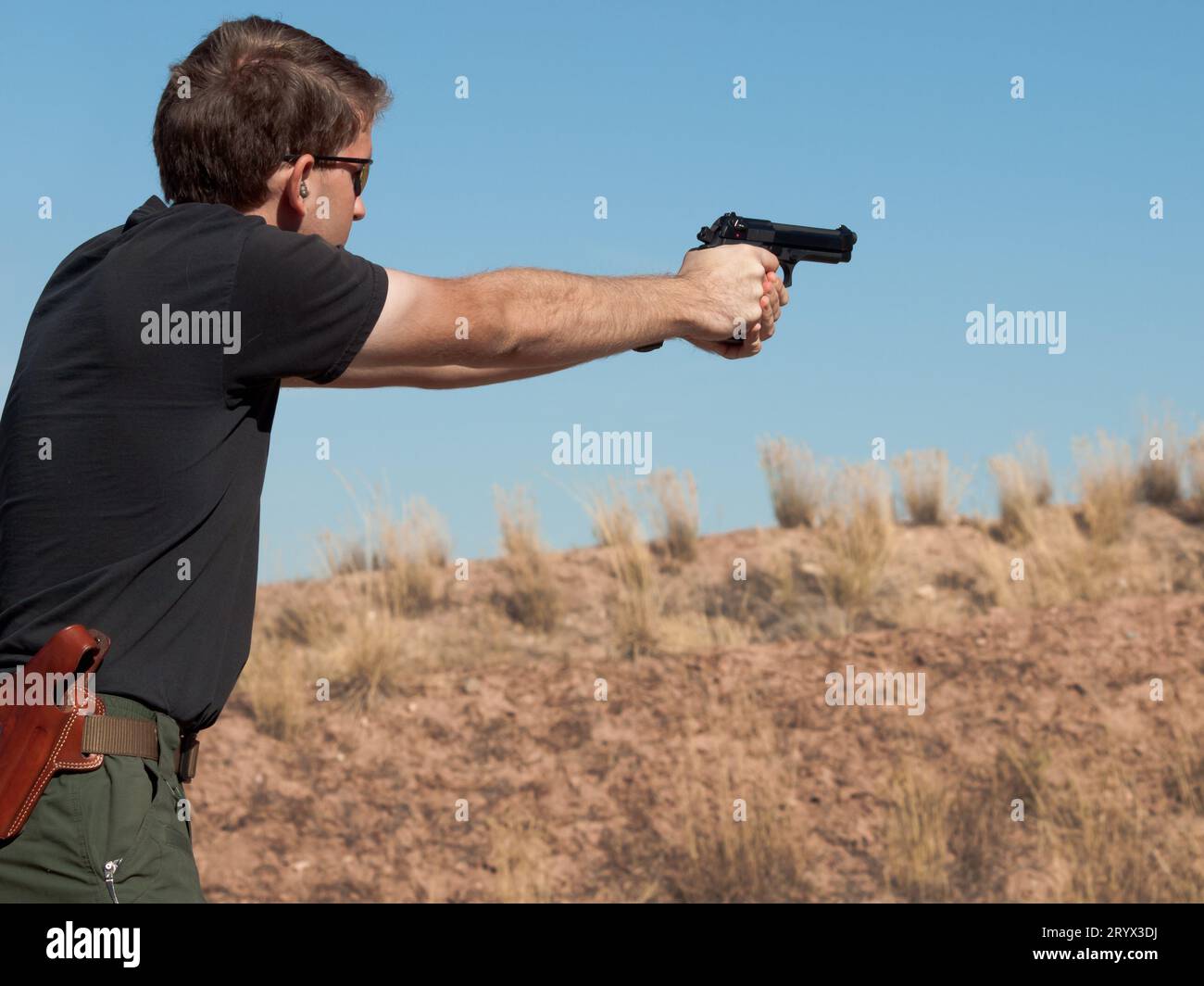 Target pistol hi-res stock photography and images - Alamy