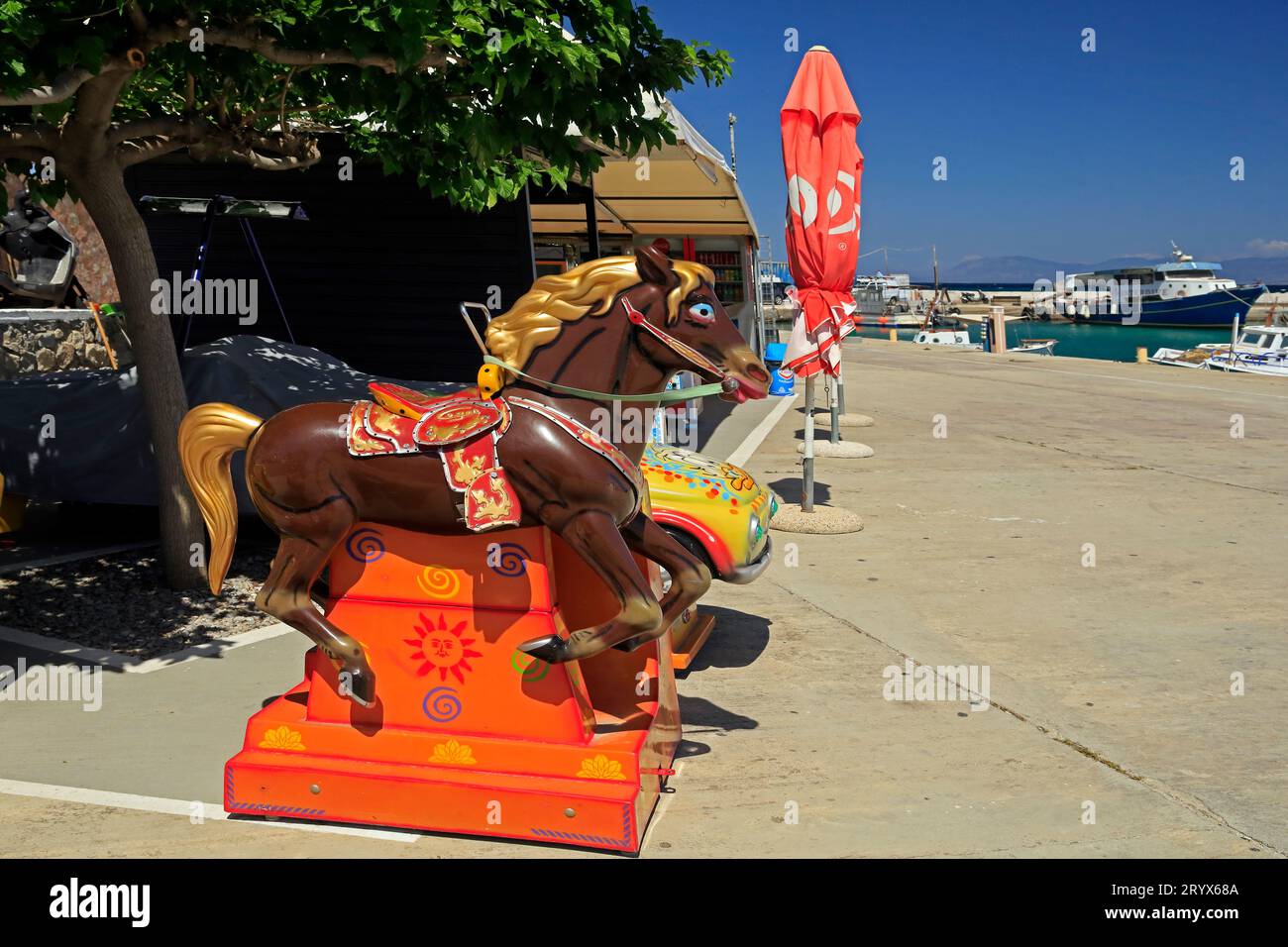 Coin operated ride hi-res stock photography and images - Alamy