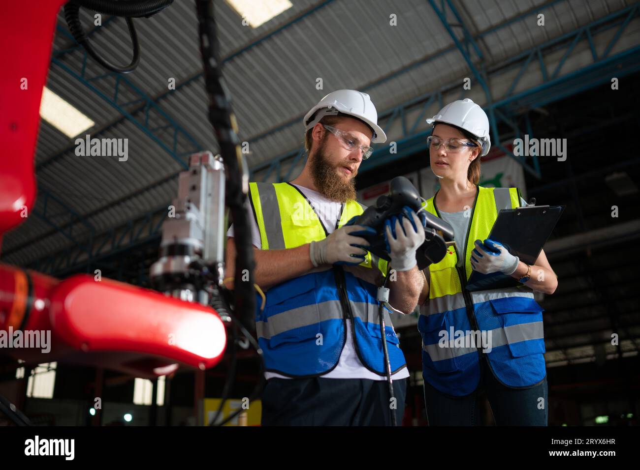 Verarbeitender hi-res stock photography and images - Alamy