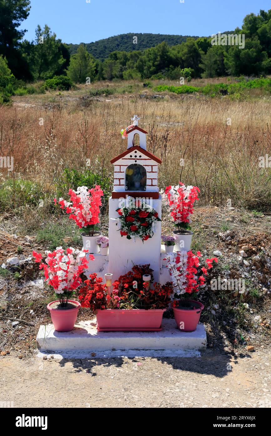 Small shrine at roadside hi-res stock photography and images - Alamy