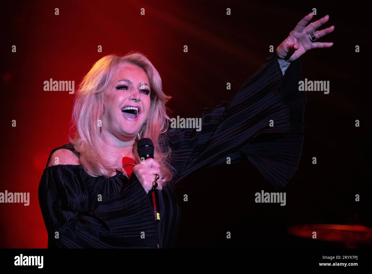 Berlin, Germany. 02nd Oct, 2023. Singer Bonnie Tyler sings during a ...