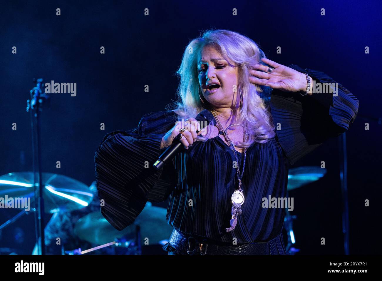 Berlin, Germany. 02nd Oct, 2023. Singer Bonnie Tyler sings during a ...