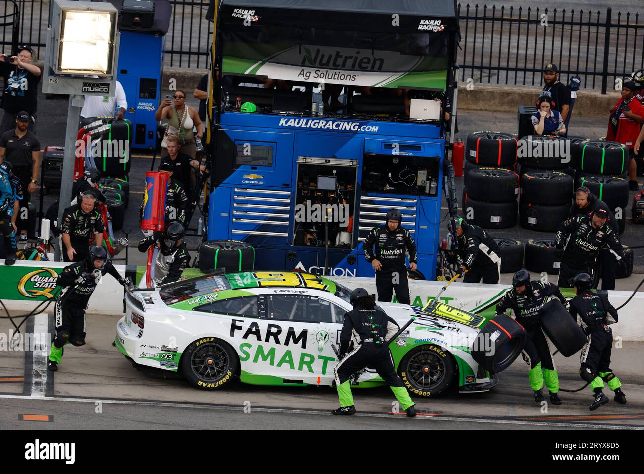 NASCAR Cup Series 2023: Quaker State 400 Available at Walmart Stock ...