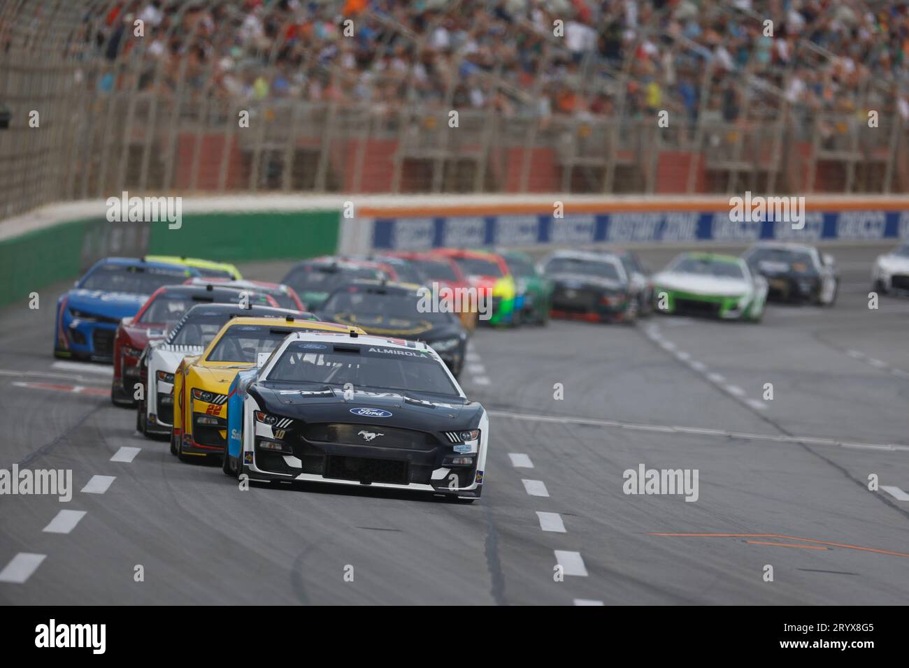 NASCAR Cup Series 2023: Quaker State 400 Available at Walmart Stock ...