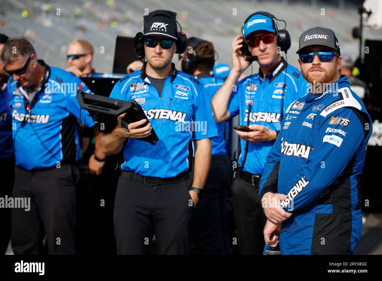 NASCAR Cup Series 2023: Quaker State 400 Available at Walmart Stock ...