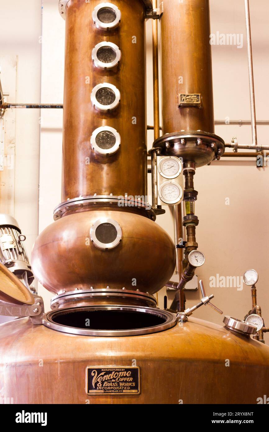 Distiller hi-res stock photography and images - Alamy