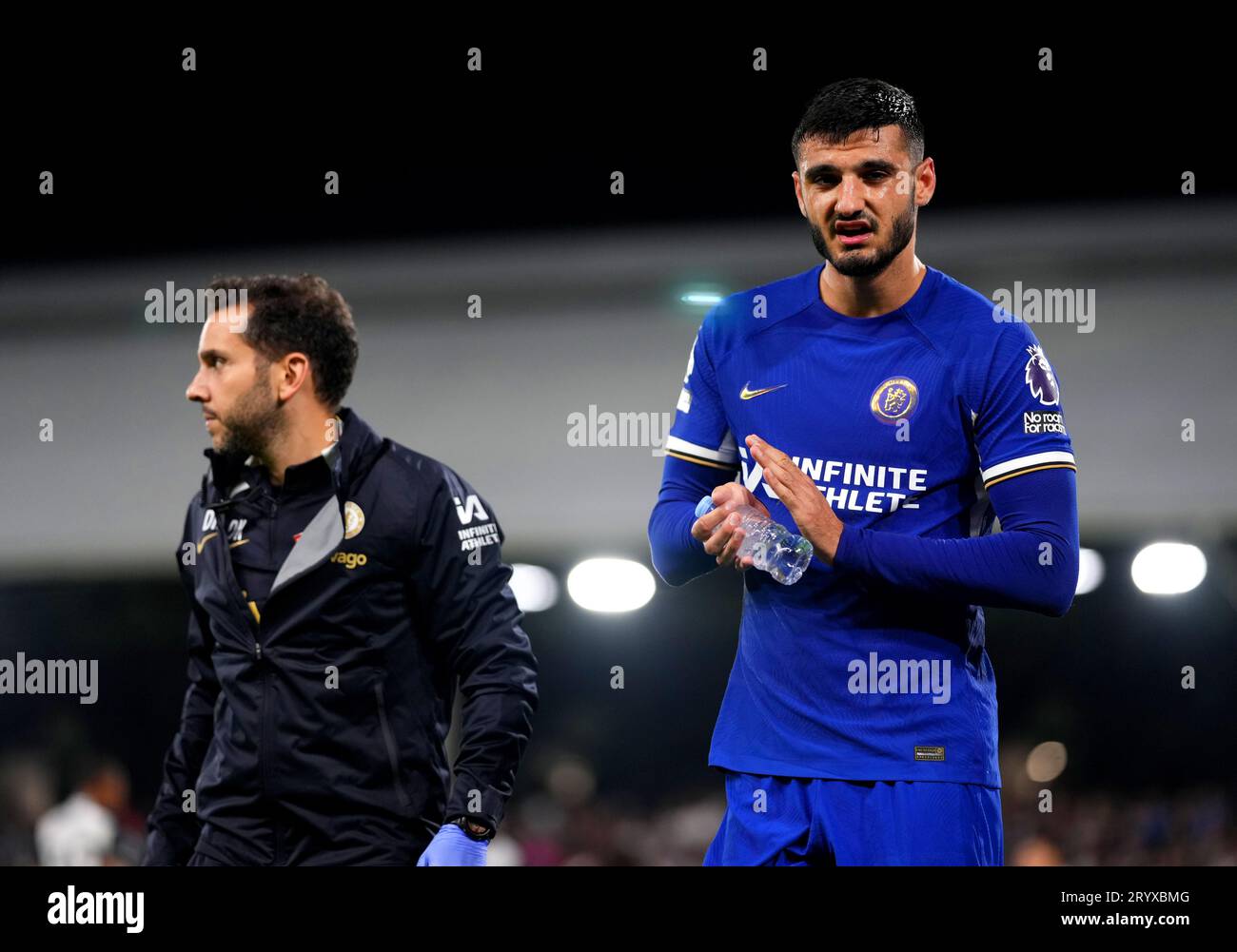 Chelsea's Armando Broja leaves the pitch after picking up an injury ...