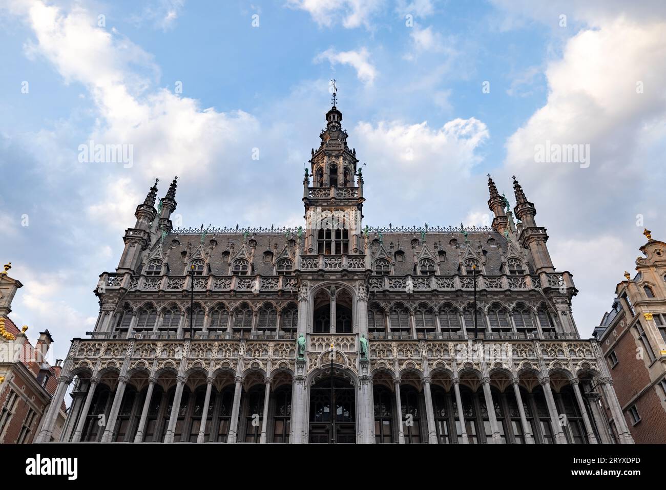 Architectural details of the Brussels Town Hall main facade. Belgium ...