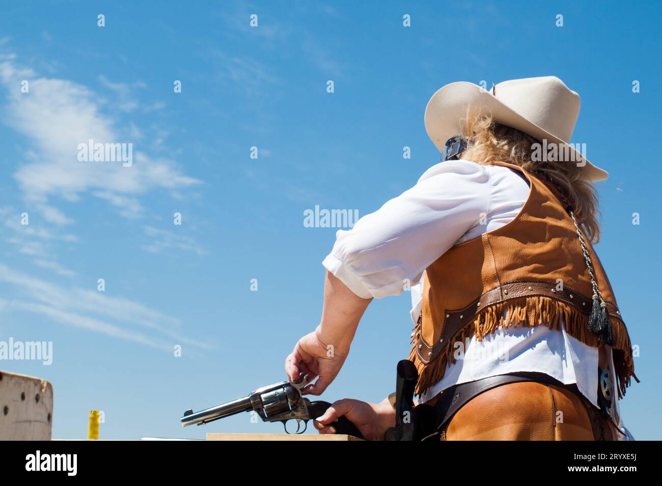Shooting target man hi-res stock photography and images - Alamy