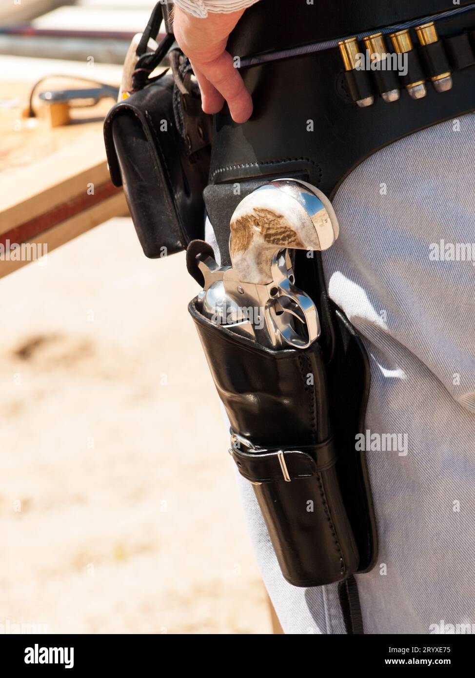 Shooting range pistol man hi-res stock photography and images - Alamy