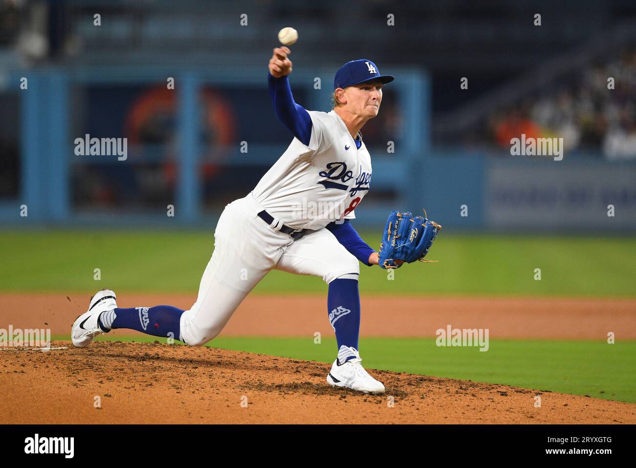 LOS ANGELES, CA - SEPTEMBER 21: Los Angeles Dodgers pitcher Emmet ...