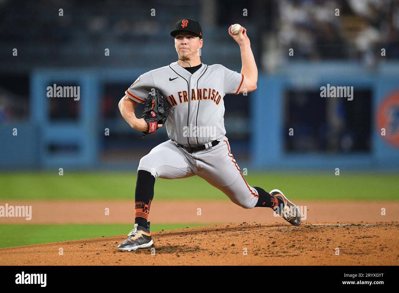 LOS ANGELES, CA - SEPTEMBER 21: San Francisco Giants pitcher Kyle ...