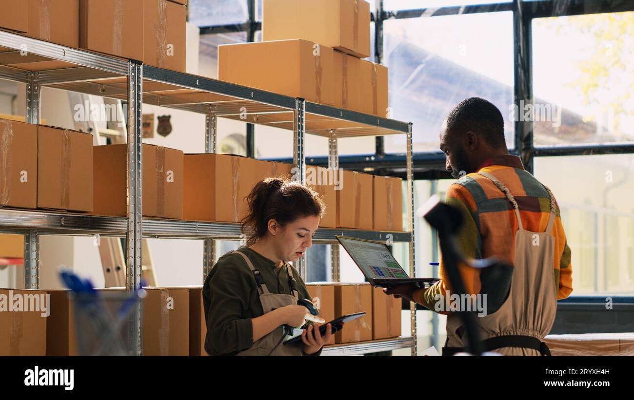 Shipping counting inspection woman hi-res stock photography and images ...