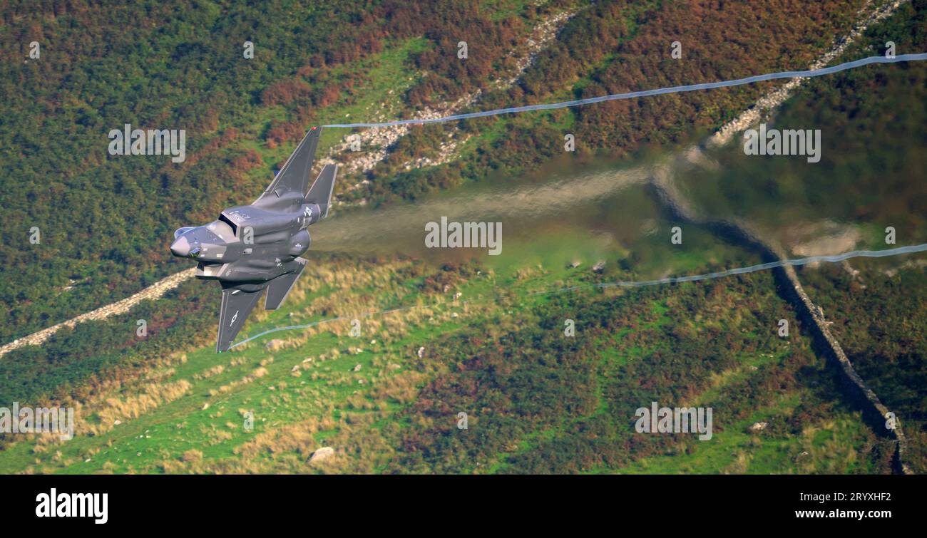 USAF F-35A Lightning II from RAF Lakenheath 48th Fighter Wing at RAF ...