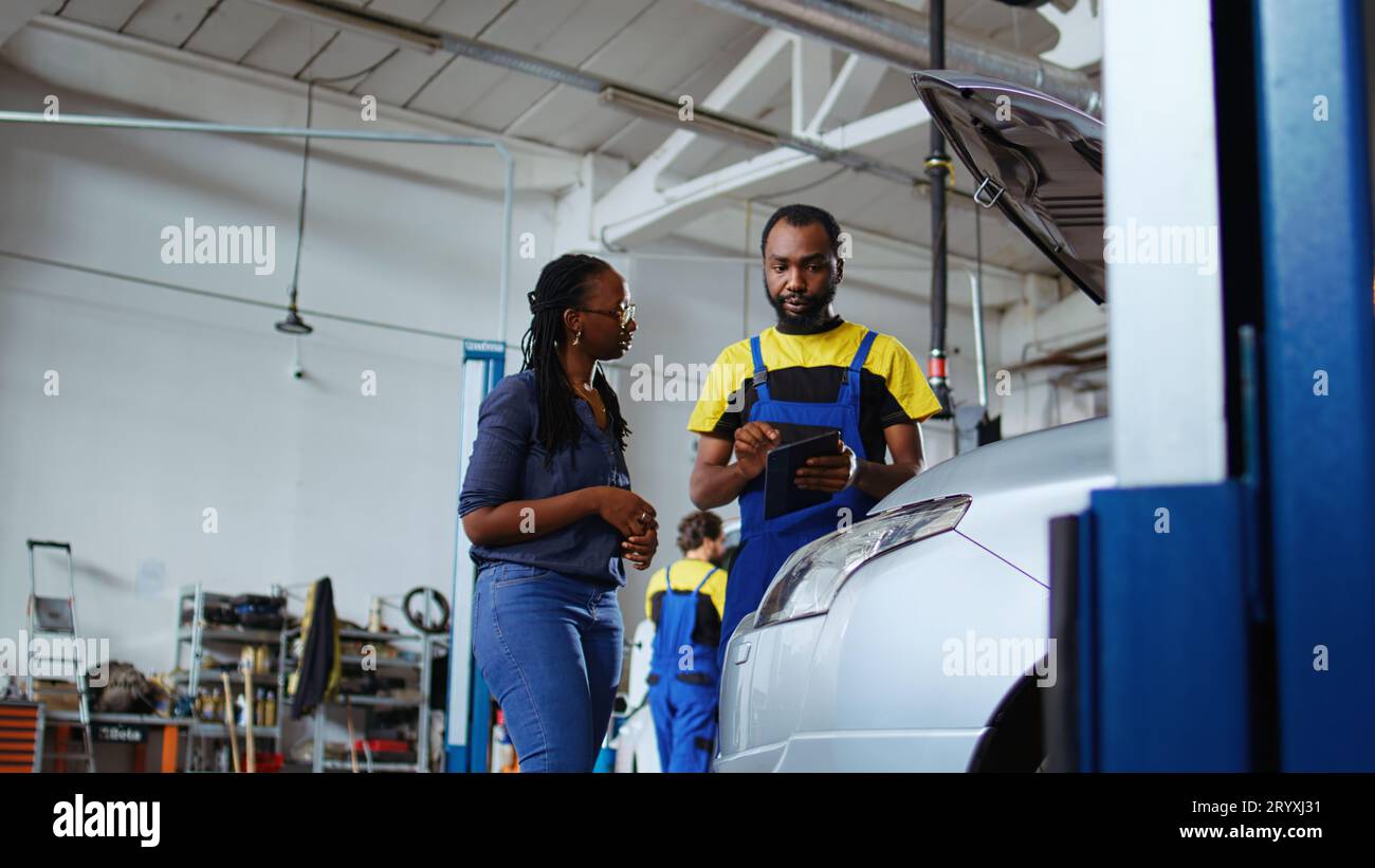 Maintenance requests hi-res stock photography and images - Alamy