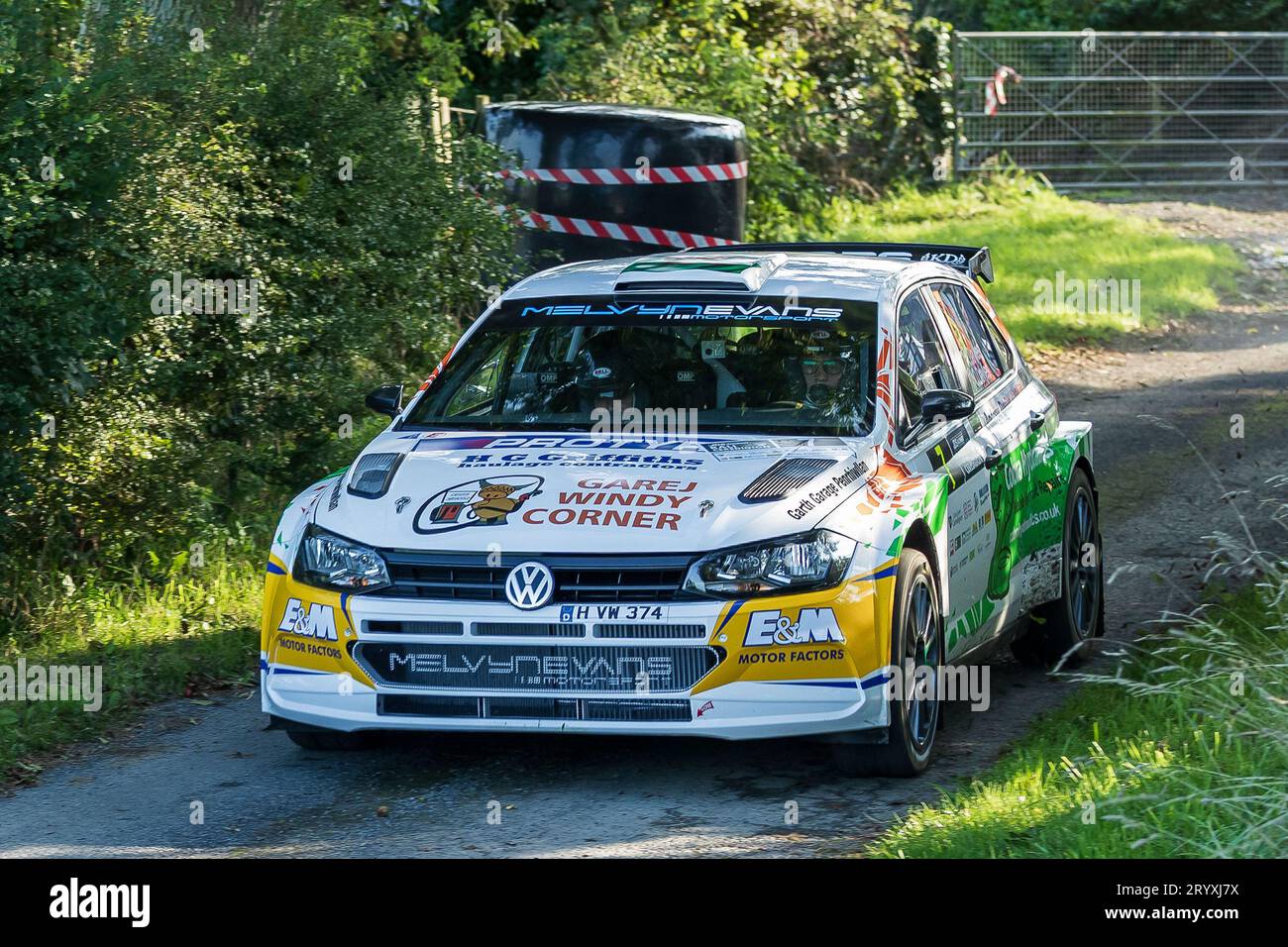 © colin ewart pitchsideimages com 2023 colin davies hi-res stock ...