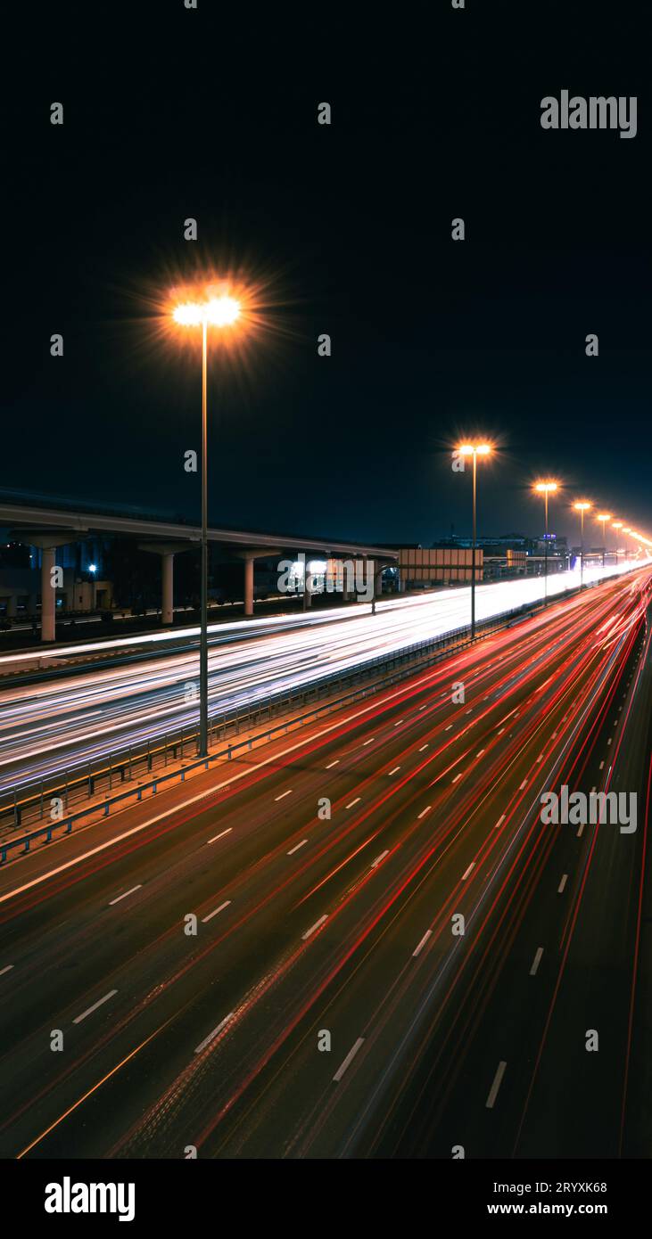 Night road hi-res stock photography and images - Alamy